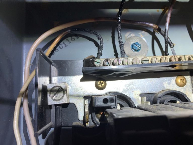 Why Causes of Burnt or Melted Neutral Wires in Sub Panels